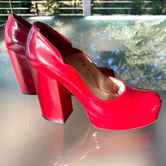 John Fluevog | Shoes | John Fluevog Red Patent Leather Pumps His Iconic ...